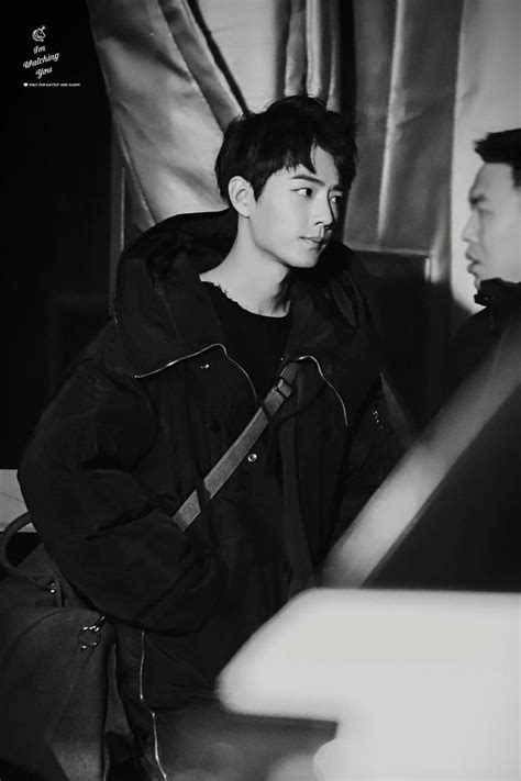 Pin By Xiao Zhan Can Fly On Xiao Zhan Can Sing Awards Ceremony Fictional Characters Throwback