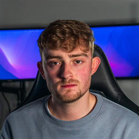 tom shaw 🤖 on linkedin crisisaverted