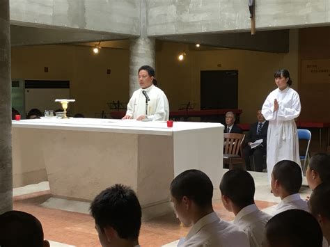 創立記念ミサ 聖パウロ学園高等学校｜全日制