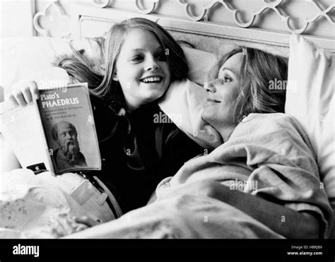 Foxes From Left Jodie Foster Sally Kellerman 1980 ©united Artists Courtesy Everett