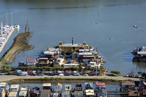 Yellow Dock Floating House Docks In Sausalito Ca United States