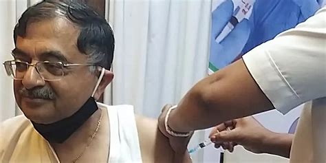 நாடு செல்வது எங்கே ஆக்சிஜன் தட்டுப்பாட்டால் பாஜக மூத்த தலைவர்