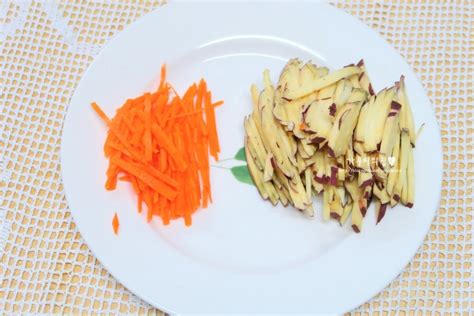 쑥튀김~ 야채를 넣어 더 푸짐하게