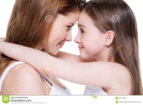 Giovane Madre Felice Con Una Piccola Figlia Anni Fotografia Stock Immagine Di Ritratto