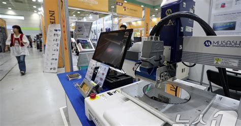 국제첨단소재기술대전 고효율 수직 표면 발광 레이저 가열 시스템