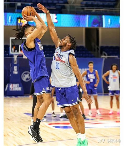 选中布朗尼不是湖人首要任务，试训后顺位暴涨，老詹大概率留队 知乎