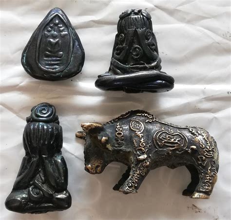 เหรียญหล่อพิมพ์หยดน้ำหลวงพ่อปล้อง ปิดตาหลวงพ่อทา ปิดตาหลวงปู่เอี่ยม วัวธนูหลวงปู่หนุน Ennxo