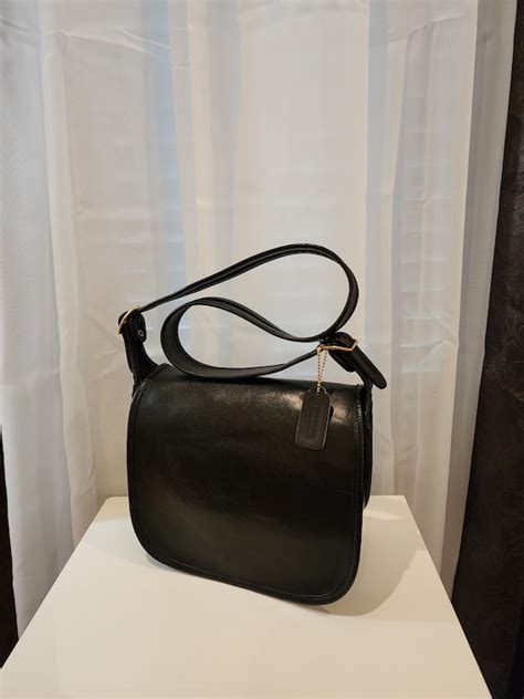 Vintage Coach Classic Pouch Gem