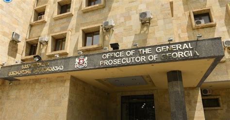 ბათუმში სამი პოლიციელის დაჭრაში ბრალდებულს 16 დან 20 წლამდე პატიმრობა