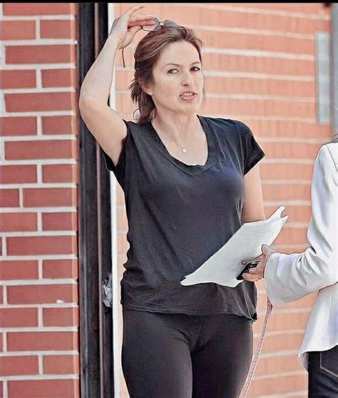 Mariska Hargitay Reveals She Was Left At The Scene Of Her Mothers Tragic Accident In