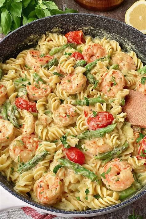 Unbelievably Tasty 35 Minute Shrimp Pasta Primavera