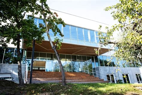 Baigtos KTU M Lab statybos apželdintas stogas ir taupanti išteklius automatizacija SA lt