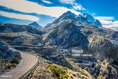 Sa Calobra도로 최대 360도 포함 하 여 그것의 뱀 모양에 대 한 유명한 세계에서 가장 아름 다운 고 아름 다운도 중 하나 마요르카 Baleraic 섬 스페인