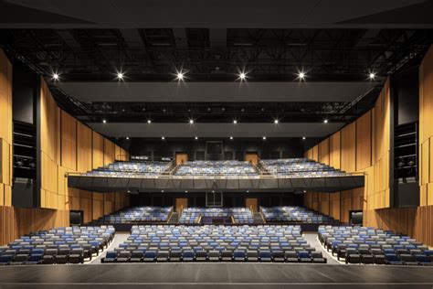 Lewis Central High School Performing Arts Center Bvh Architecture