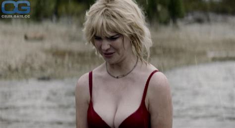 Sophie Thatcher Nude Pictures Photos Playboy Naked Topless Fappening