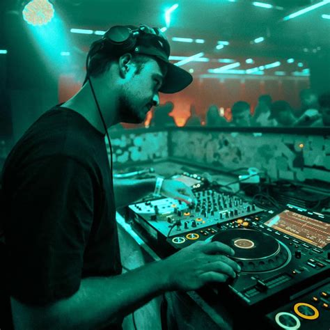 D365 · Artist Profile