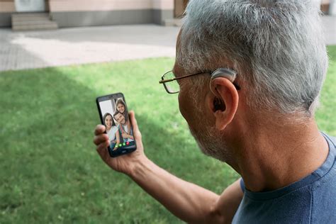 How Do I Use My Hearing Aids With My Smartphone