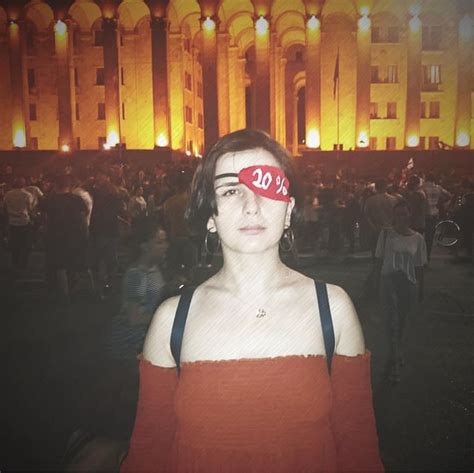 კომერსანტი • Commersant სანტა კლაუსმა ფინეთიდან იაპონიაში ჩასასვლელად რუსეთს გვერდი აუარა და