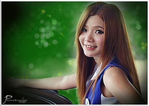 Pulutkuning Studio Model Gadis Litar Gt Japan Sepang