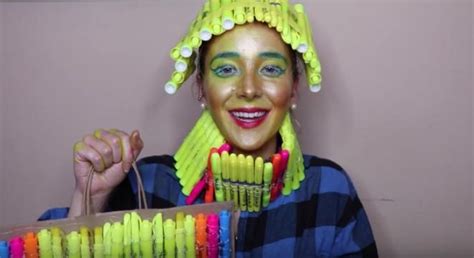 Jenna Marbles Does Makeup Highlight Challenge With Actual Highlighters