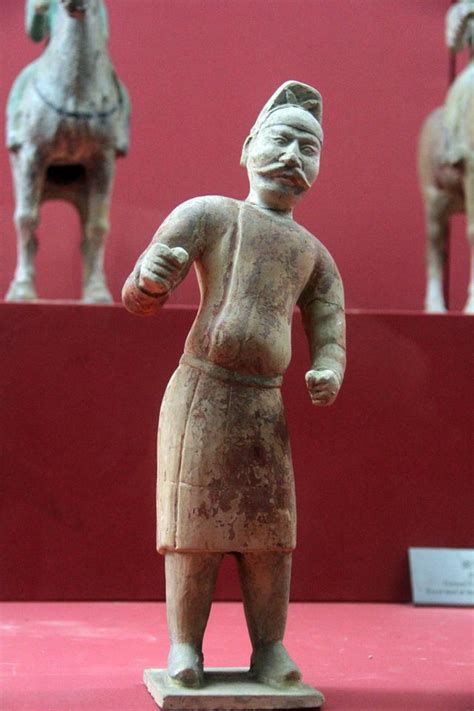 咸陽出土的唐代陶俑 每日頭條