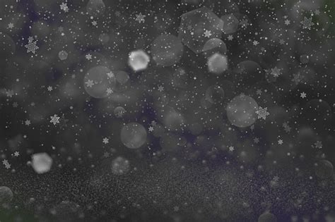 예쁜 밝은 반짝이 조명 흐리게 Bokeh 추상적 인 배경과 떨어지는 눈 조각 비행 귀하의 콘텐츠를 위한 빈 공간을 가진 축제 이랑 질감 계절에 대한 스톡 사진 및 기타