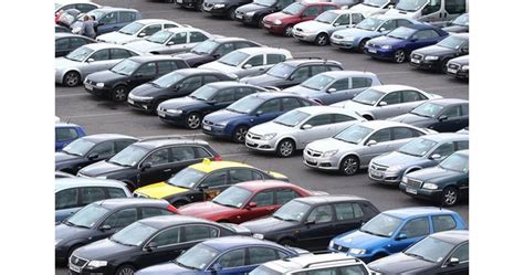 Русия обмисля ембарго за внос на западни коли