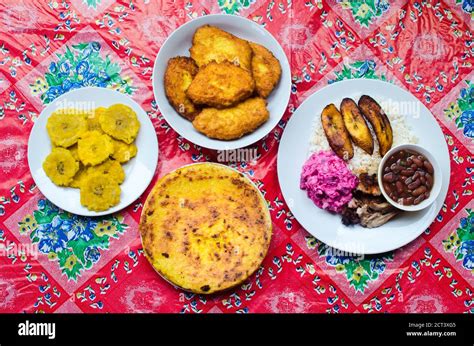 Comida Tipica De Panama Fotos Und Bildmaterial In Hoher Auflösung Alamy