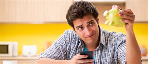 10 Signs Your Husband Is A Freeloader