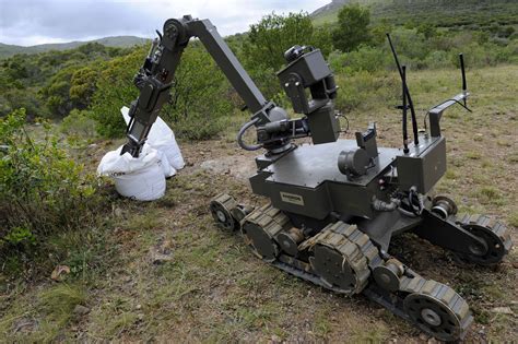 Remotec представила нового робота семейства Andros Andros Fx