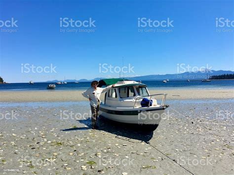 트리뷴 베이의 썰물 때 모래 해변 혼비 아일랜드 브리티시 컬럼비아 밴쿠버 섬에 대한 스톡 사진 및 기타 이미지 밴쿠버 섬 2018년 6월 Istock