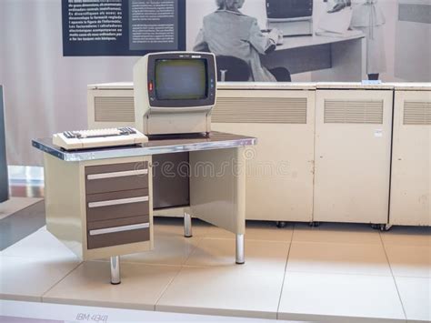 Monitor And Keyboard Of 1979 Ibm 4341 System Editorial Stock Image
