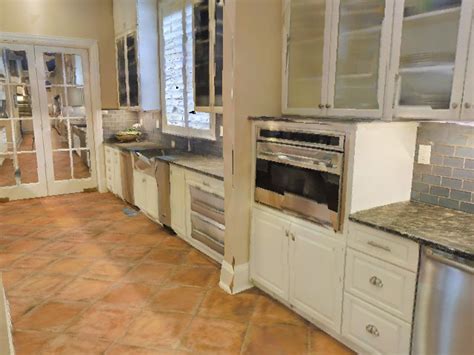 Planar Surface Reconstruction From Sparse Views