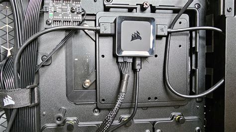 Hands On Corsair S ICue Link Brings USB Like Connectivity To Cooling Components Tom S Hardware