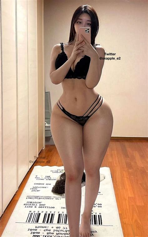 Foto Skull Crushing Thighs