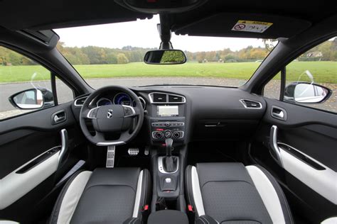 Citroen DS Crossback Photos And Specs Photo Citroen DS Crossback Interior Specifications And