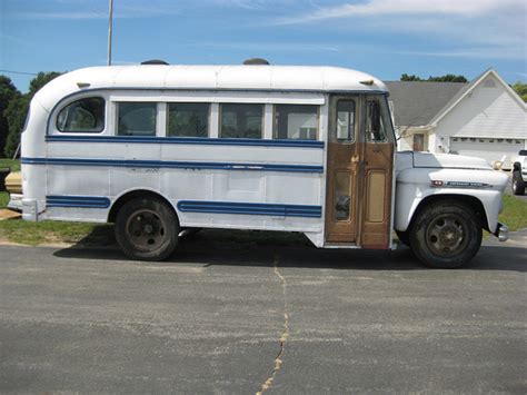 Topworldauto Photos Of Chevrolet Bus Photo Galleries