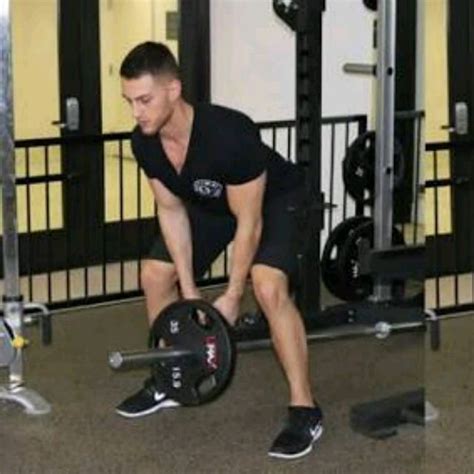 T Bar Row por Daniel Arixi Ejercicio Cómo hacerlo Skimble