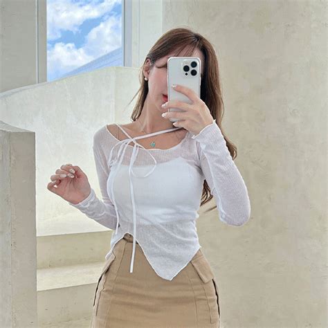 [최저가 발레코어룩 파티룩]러빈🖤시스루리본티셔츠 리본티 제니티 러블리 데이트룩 에이블리