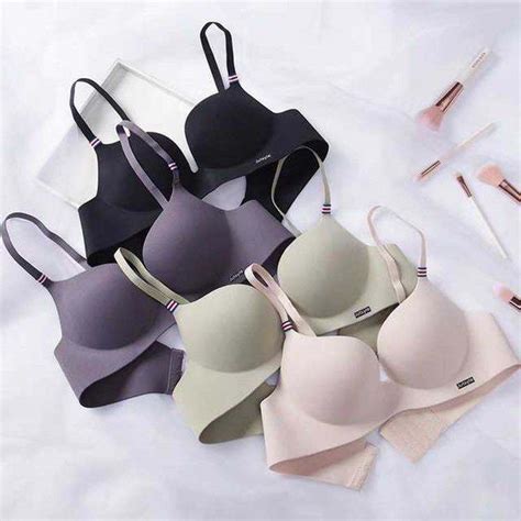 向大大内衣女新款无痕无钢圈聚拢调整型文胸套装小胸胸罩收副乳虎窝淘