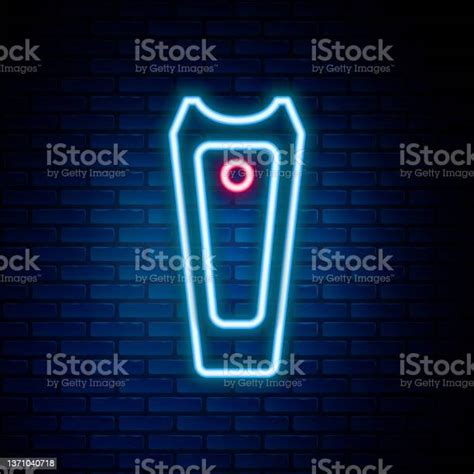 벽돌 벽 배경에 격리 빛나는 네일 커터 아이콘 손톱깎이 다채로운 개요 개념 벡터 가장자리에 대한 스톡 벡터 아트 및 기타 이미지 가장자리 강철 개인 장식품 Istock