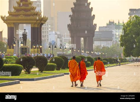 Cambodia Phnom Penh Chamkar Mon District Buddhist Monks On Preah Suramarit Boulevard The