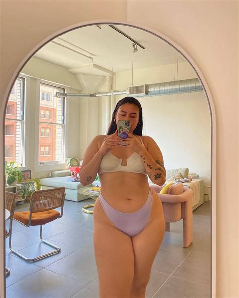 Bra Size Calculator How To Measure Your Bra Size At Home Easily Who What Wear UK