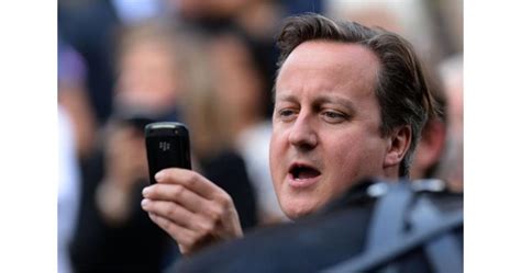 Дейвид Камерън на селска сватба