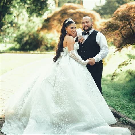 იკა მიქელაძე