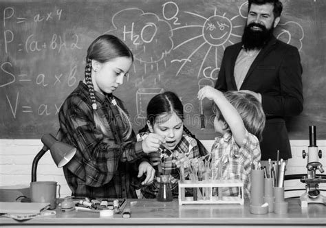 Learning Is Integrated With Experience Comes Knowledge Formal Education Group Interaction