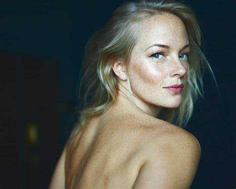 Model Test Caroline Matt Korinek