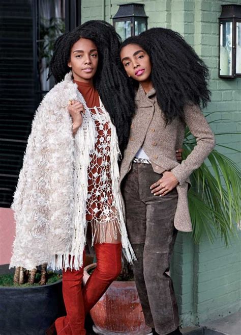 ტყუპი დები რომლებიც ცნობილები საკუთარი თმის წყალობით გახდნენ ფოტოები