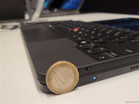 联想thinkpad X1 Fold 16上手：新版本更实用同时也更不实用 Notebookcheck News