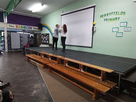 Theatre Company Visit Perryfields Primary School
